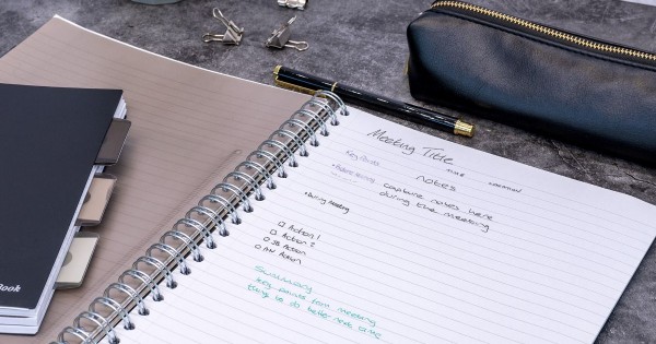 Caiet cu spirala si separatoare Pukka Pads Black Project Book A4 ...